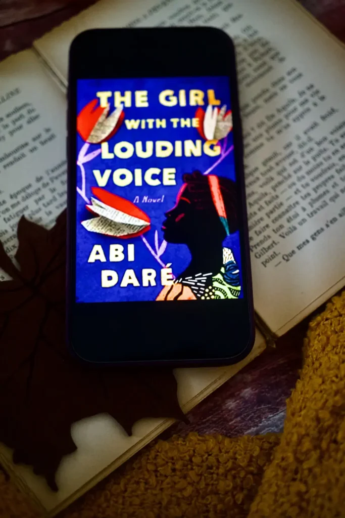 100 Insanely Good Books To Read This Fall – The Creative Muggle